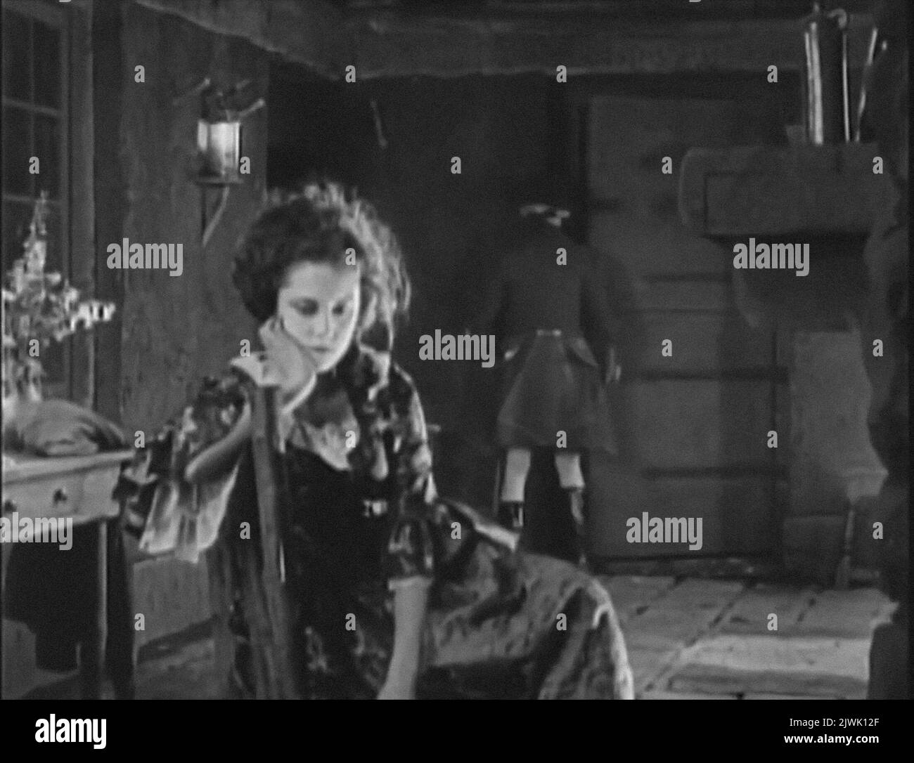 Mohicans Black and White Stock Photos & Images - Alamy