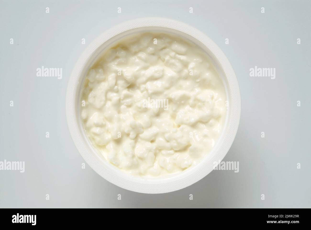 Container of cottage cheese hi-res stock photography and images - Alamy