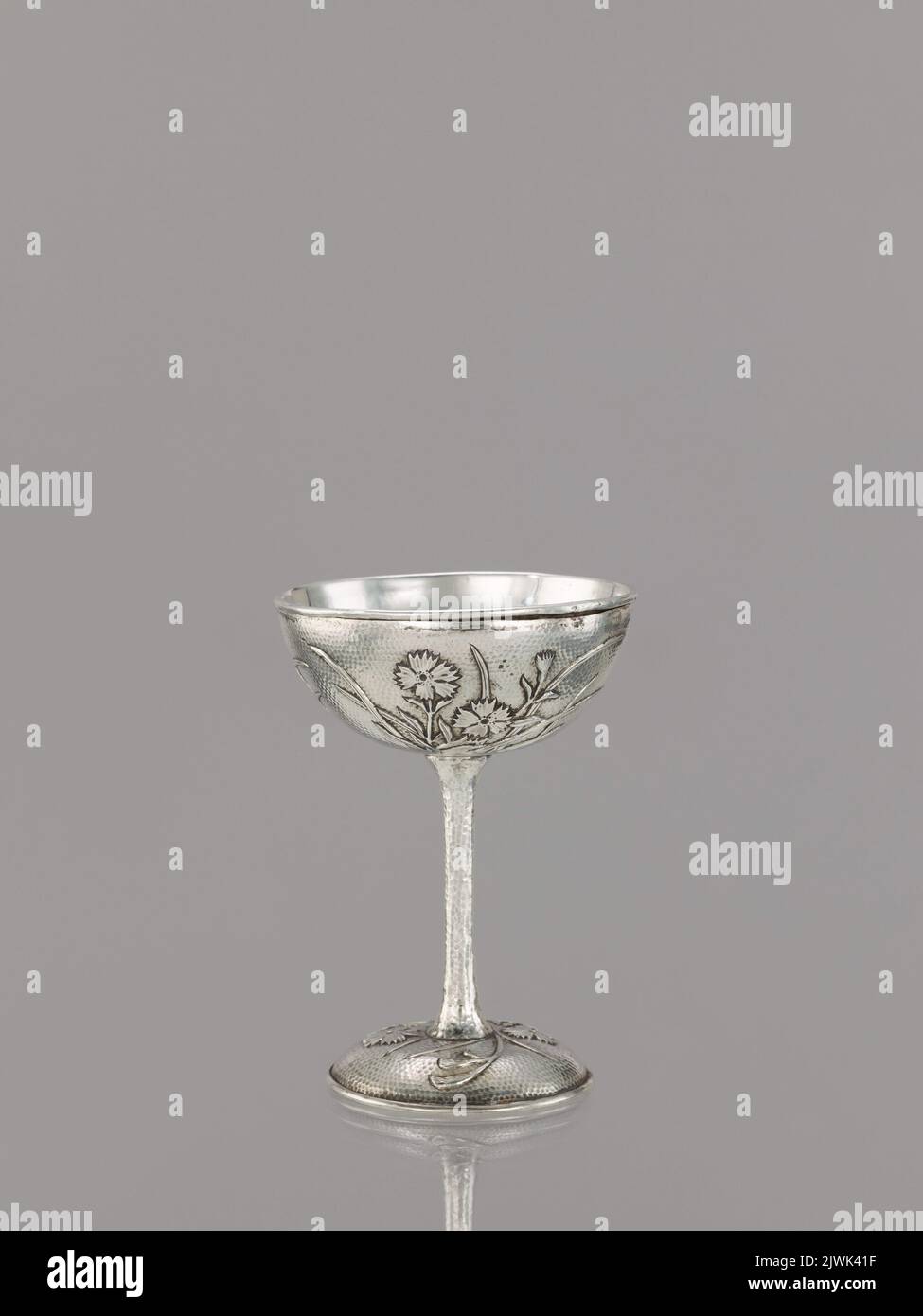 Small goblet. Kuhn & Komor (wytwórnia sreber ; 1869-1919), goldsmiths ...