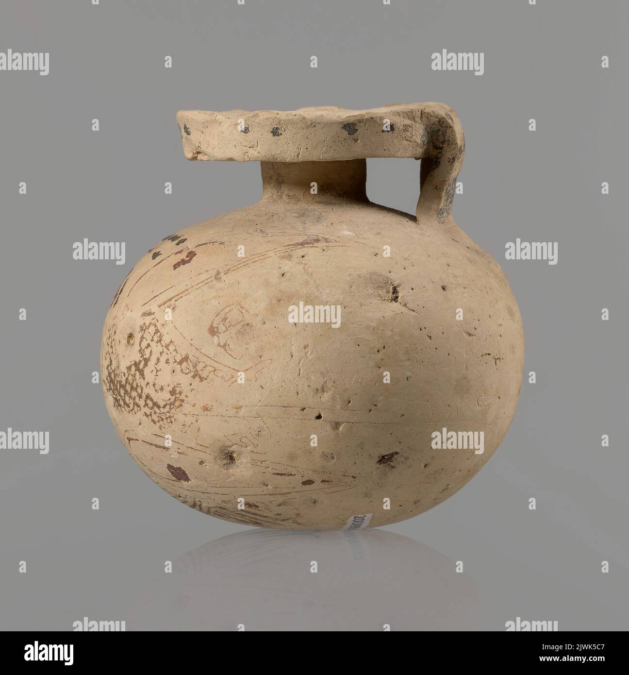 Archaic aryballos hi-res stock photography and images - Alamy