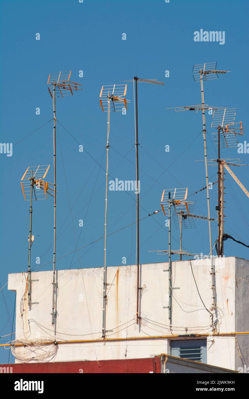 Roof top tv masts hi-res stock photography and images - Alamy