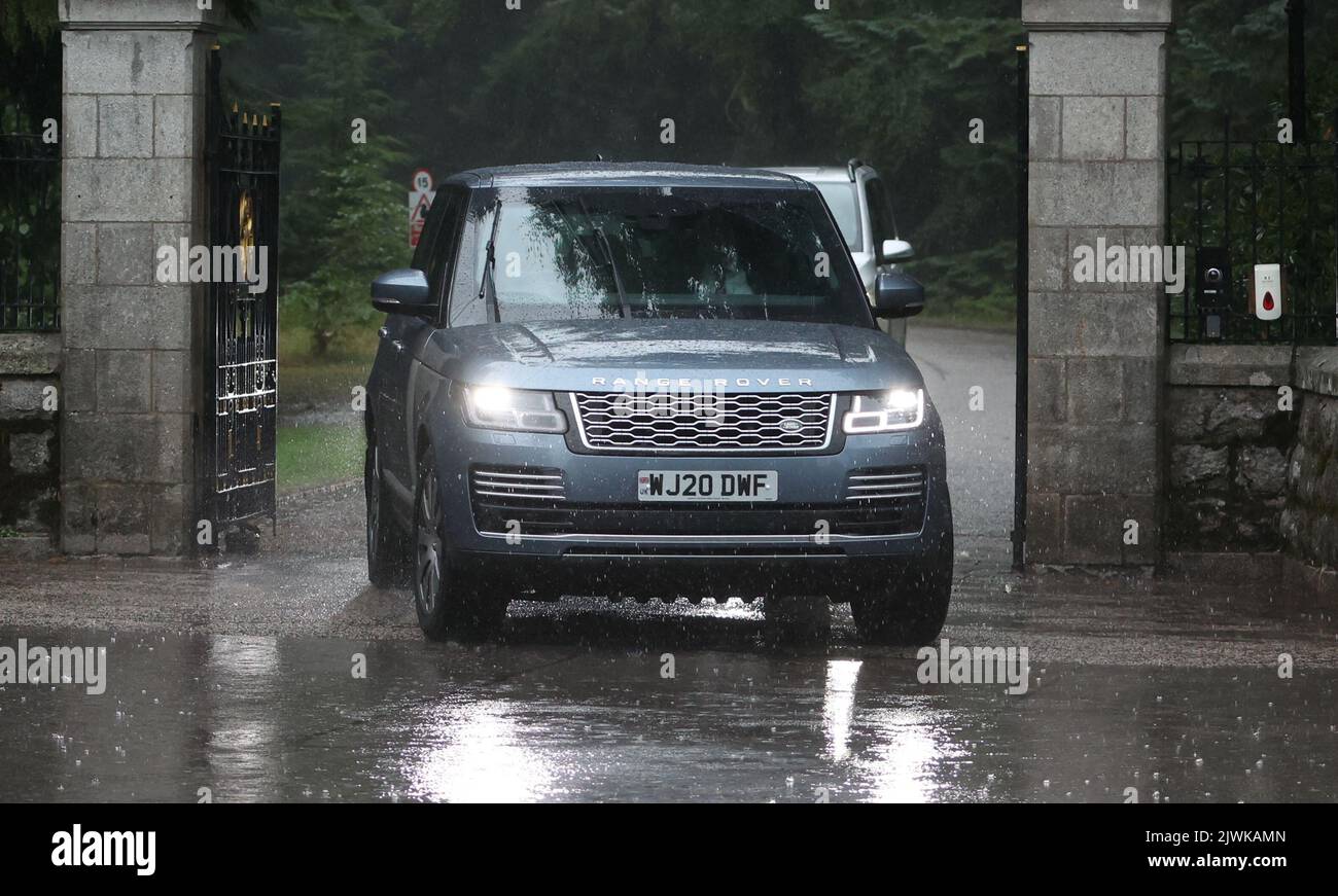 Liz truss motorcade hi-res stock photography and images - Alamy