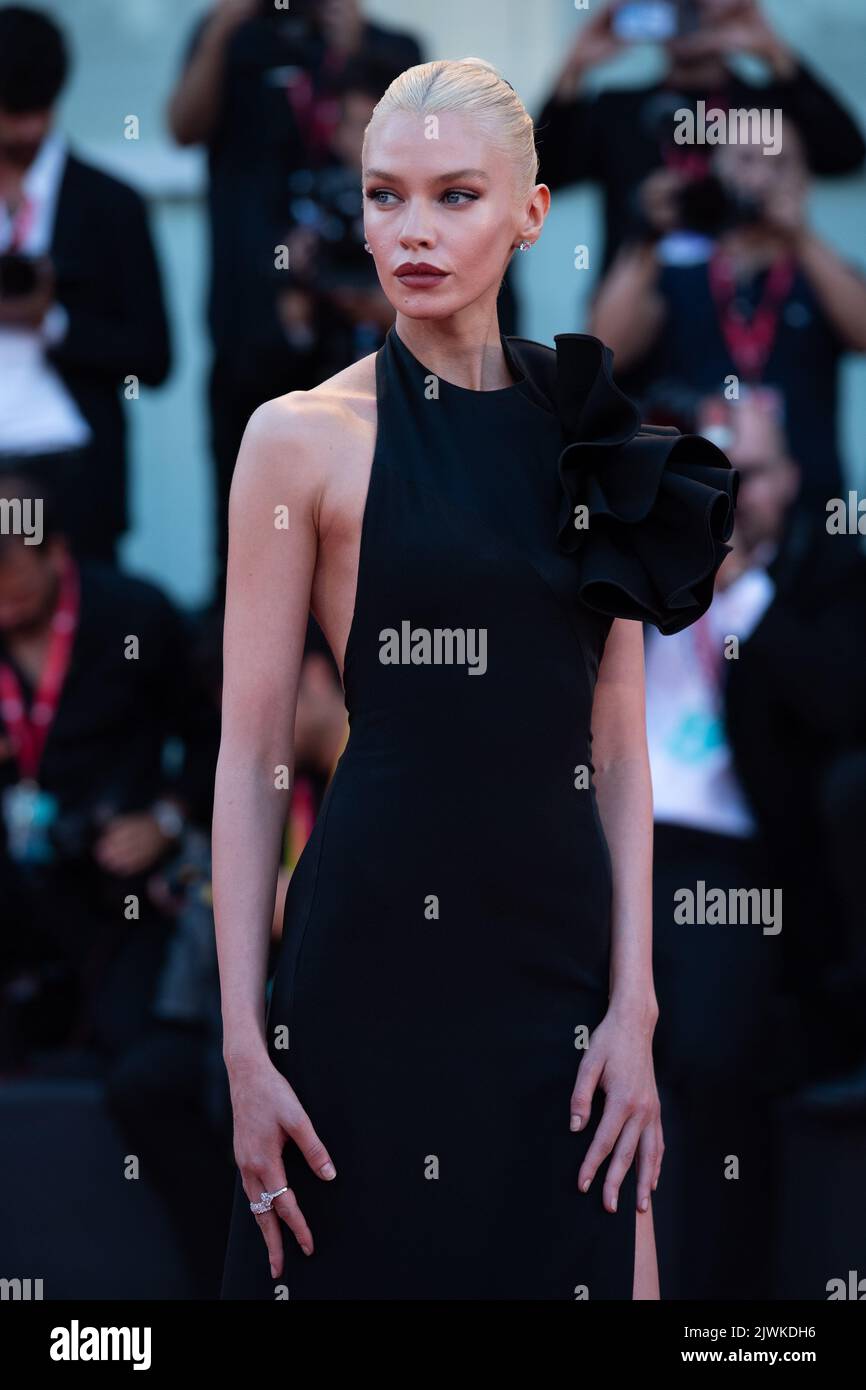 Venice, Italy. September 04, 2022, Luana Giuliani at "L'Immensitˆ" red ...