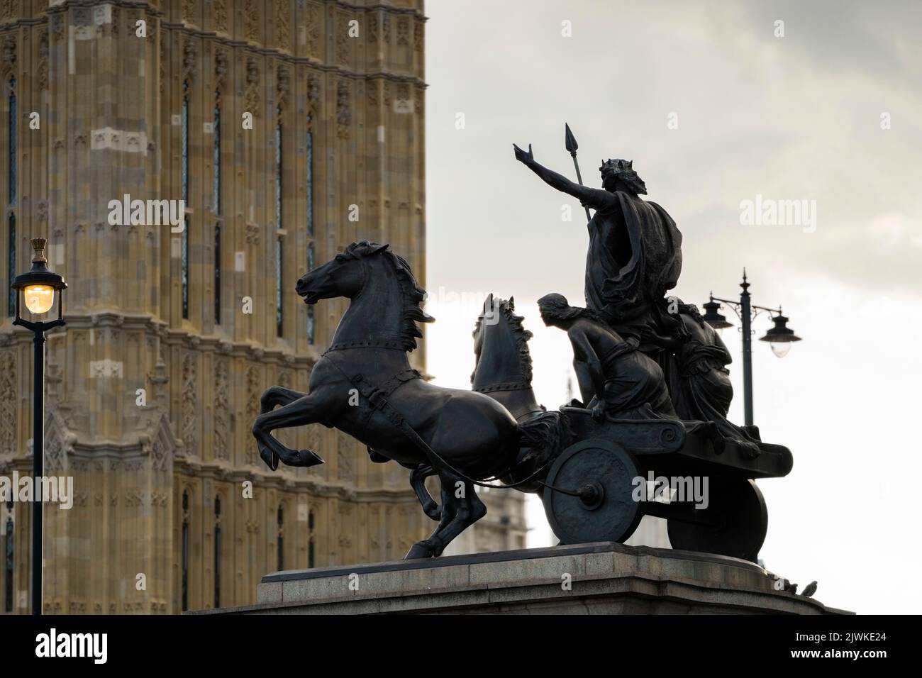 Boadicea and her daughters hi-res stock photography and images - Alamy