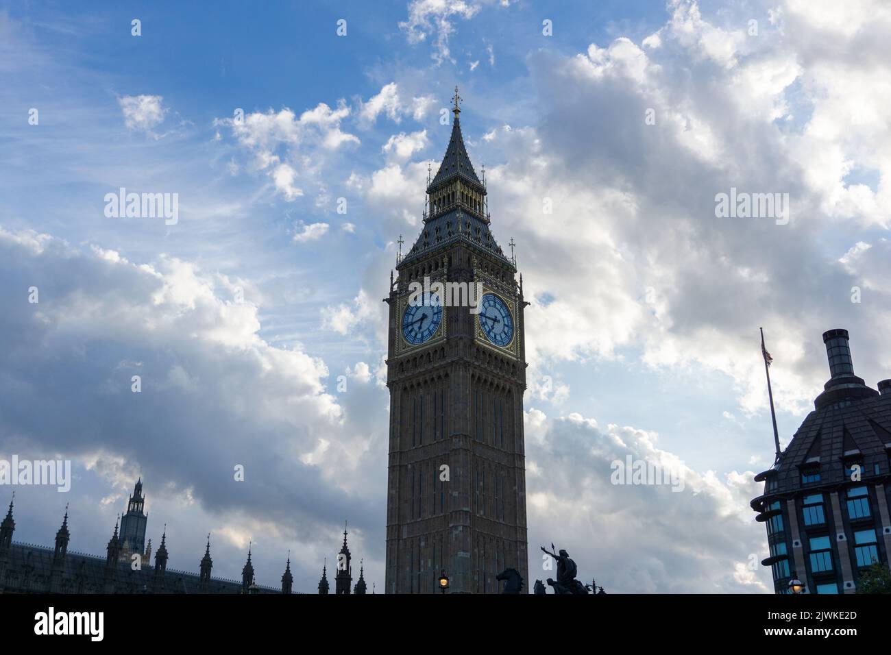 The Elizabeth Tower (Big Ben) HDR Stock Photo - Alamy