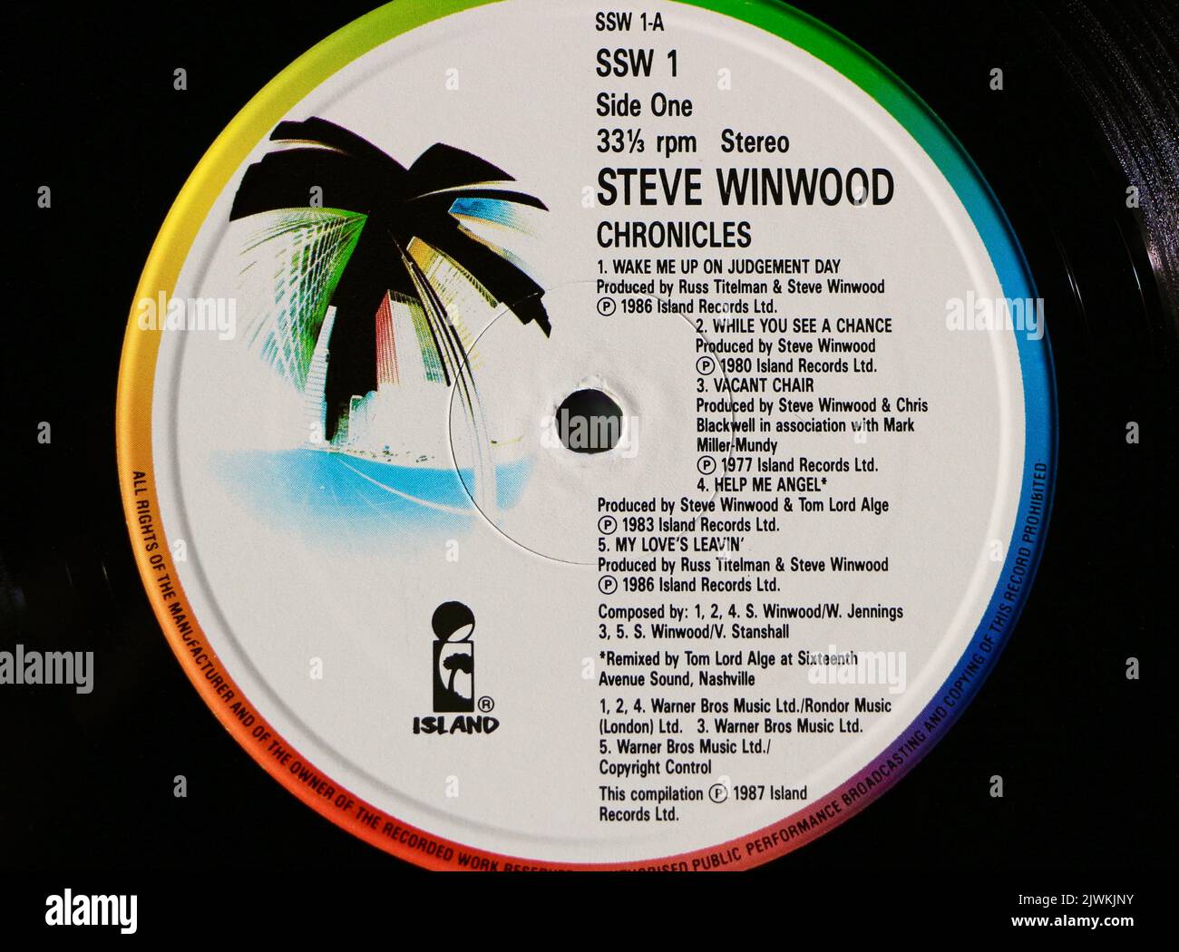 Photo close up of a centre label on an original 1986 pressing of a ...