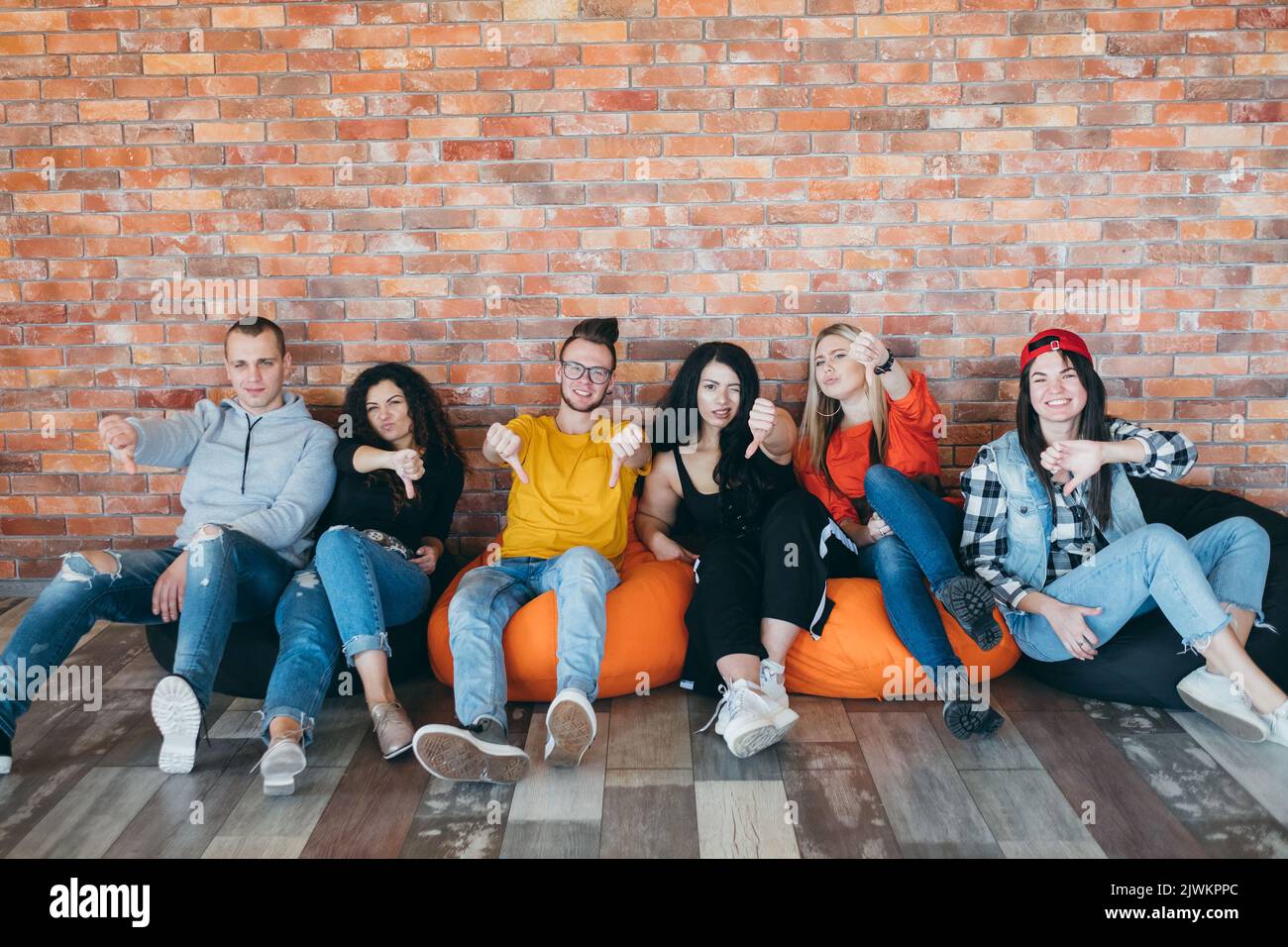Generation z office hi-res stock photography and images - Alamy