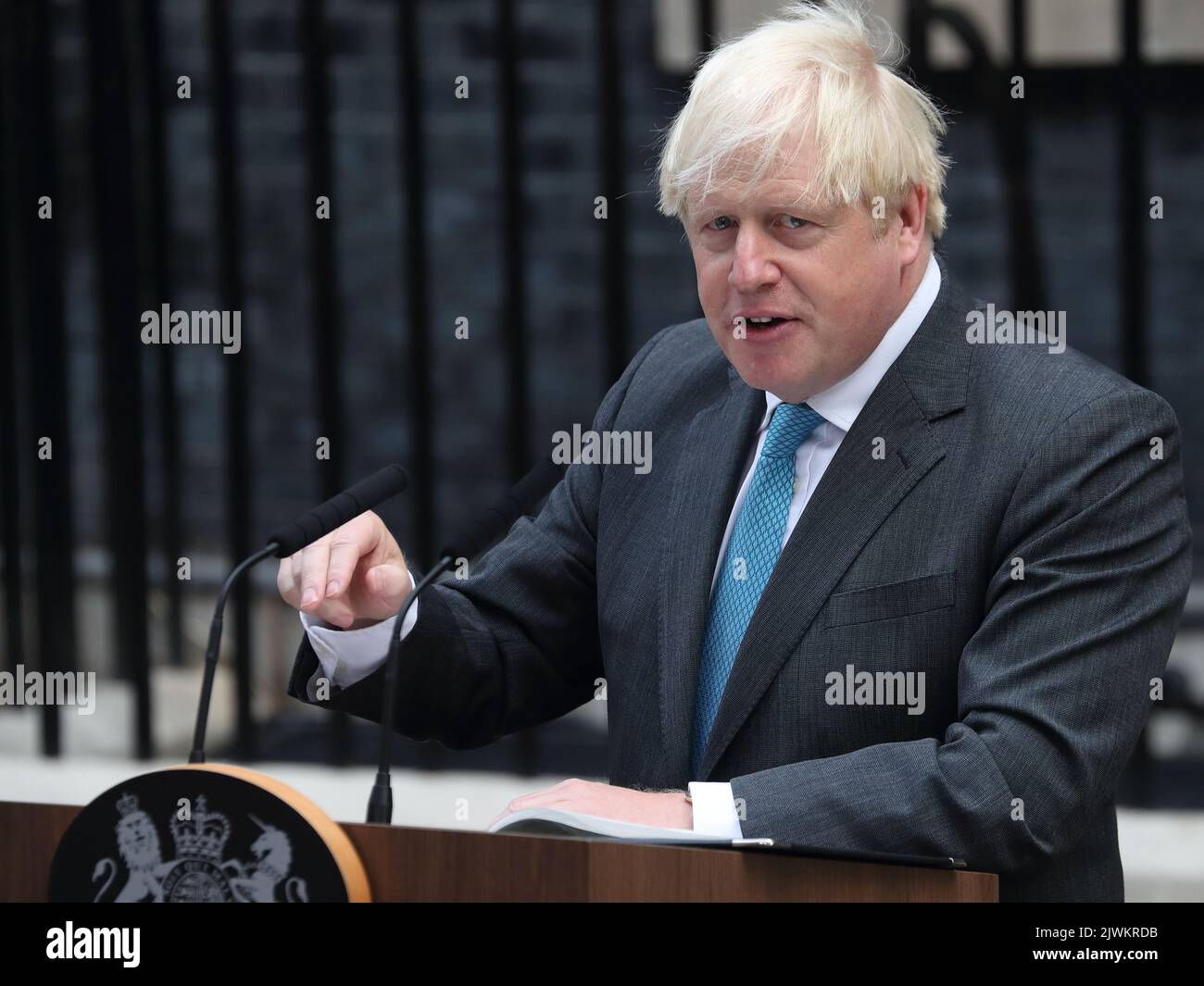 London, UK. 6th Sep, 2022. Outgoing Prime Minister Boris Johnson ...
