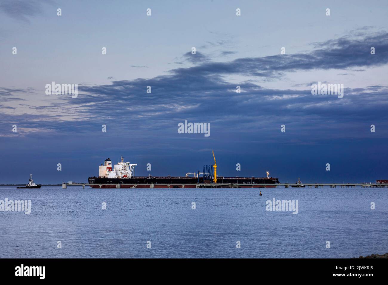 Oil tanker at an offshore jetty hi-res stock photography and images - Alamy