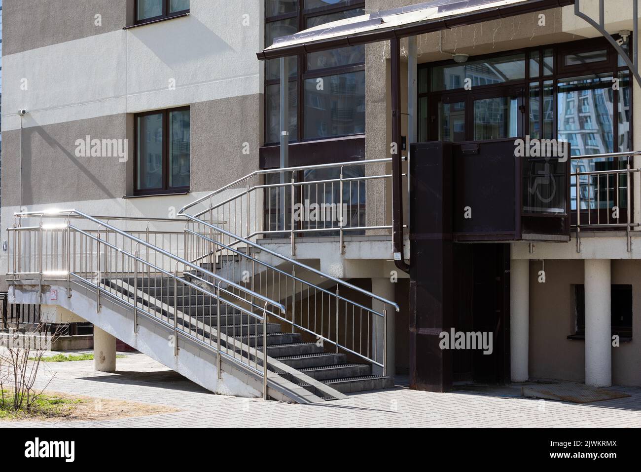 street lift for people with disabilities Stock Photo - Alamy