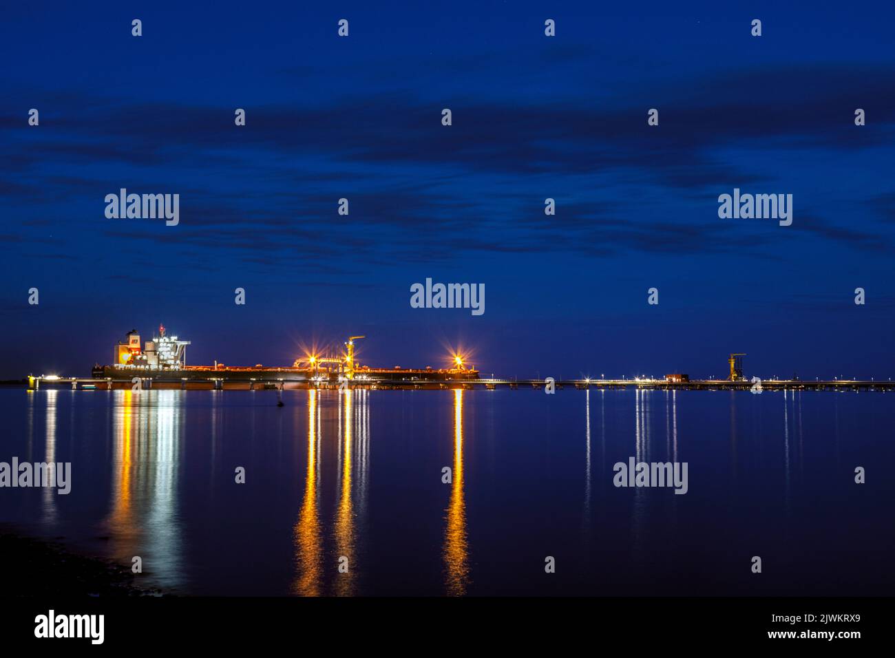 Crude oil tanker Landbridge Prosperity at the NWO unloading jetty in ...