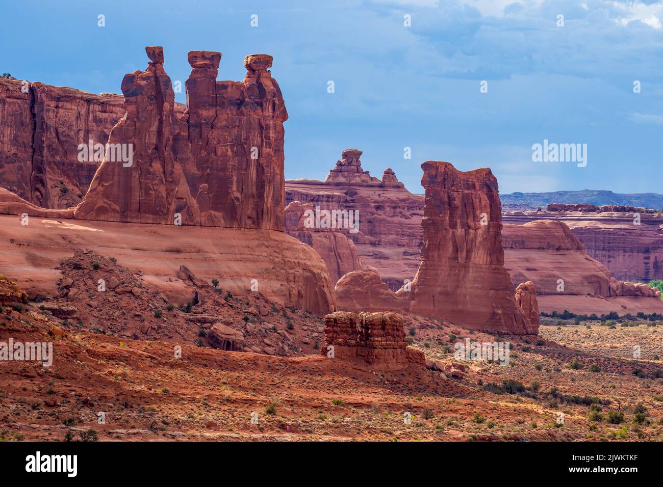 The Three Gossips and Sheep Rock, rock formations in the Courthouse ...