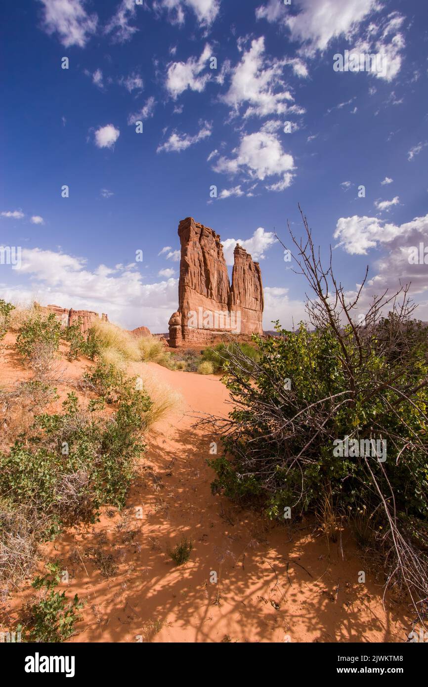 The Organ, a sandstone monolith in the Courthouse Towers, Arches ...
