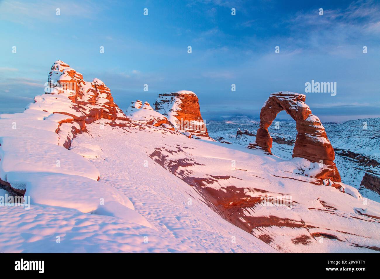 Layers of arches hi-res stock photography and images - Alamy