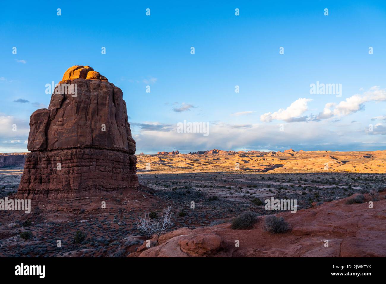 An Entrada sandstone monolith at the top of the Courthouse Towers in ...