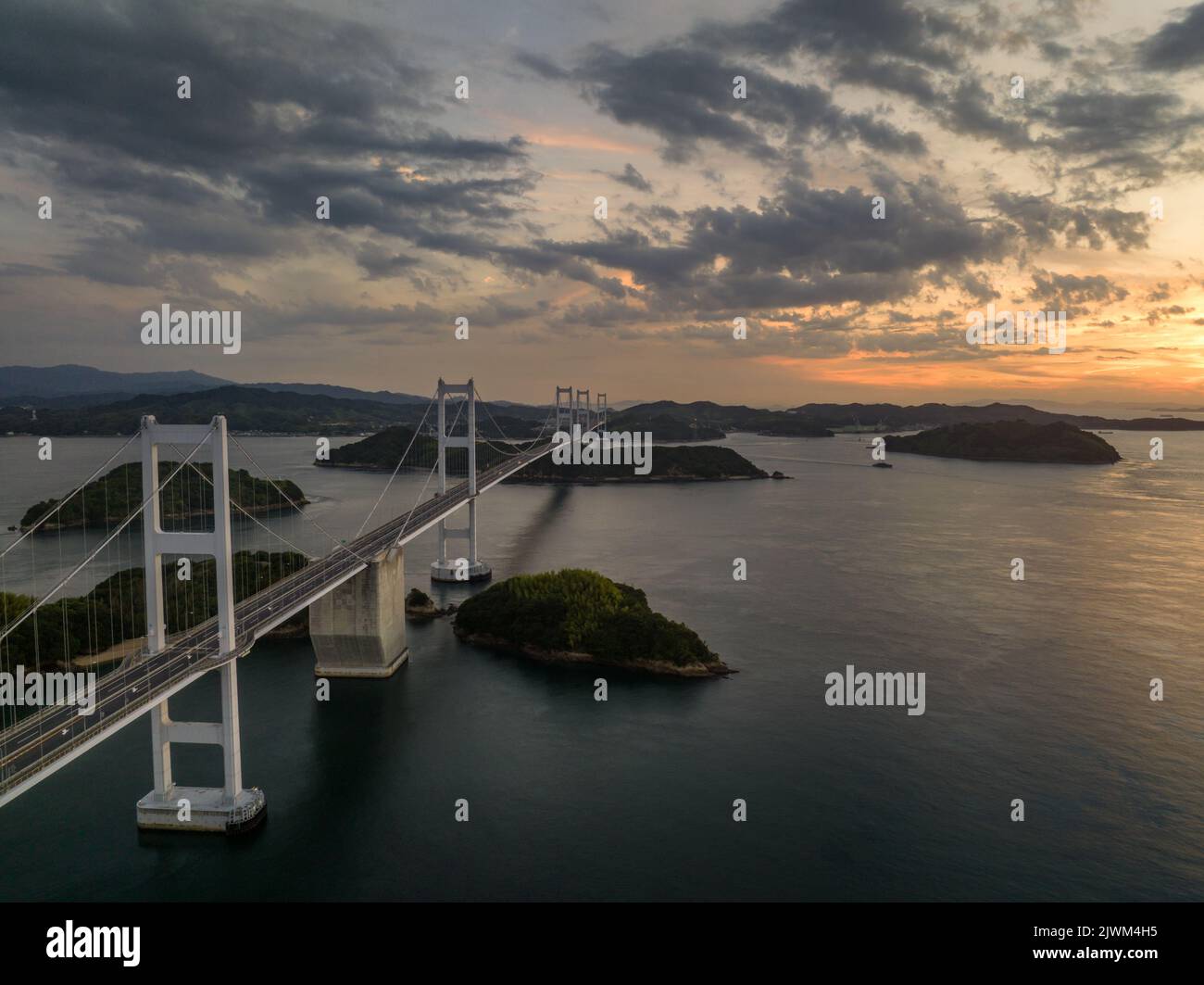Kurushima kaikyo bridge hi-res stock photography and images - Alamy
