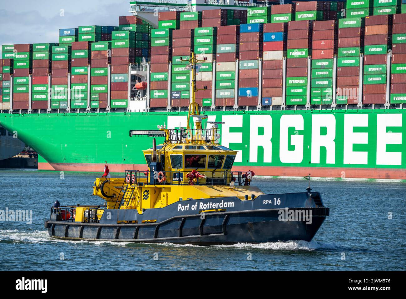 Europoort, port of Rotterdam, harbour tug, bowser, in front of Euromax ...