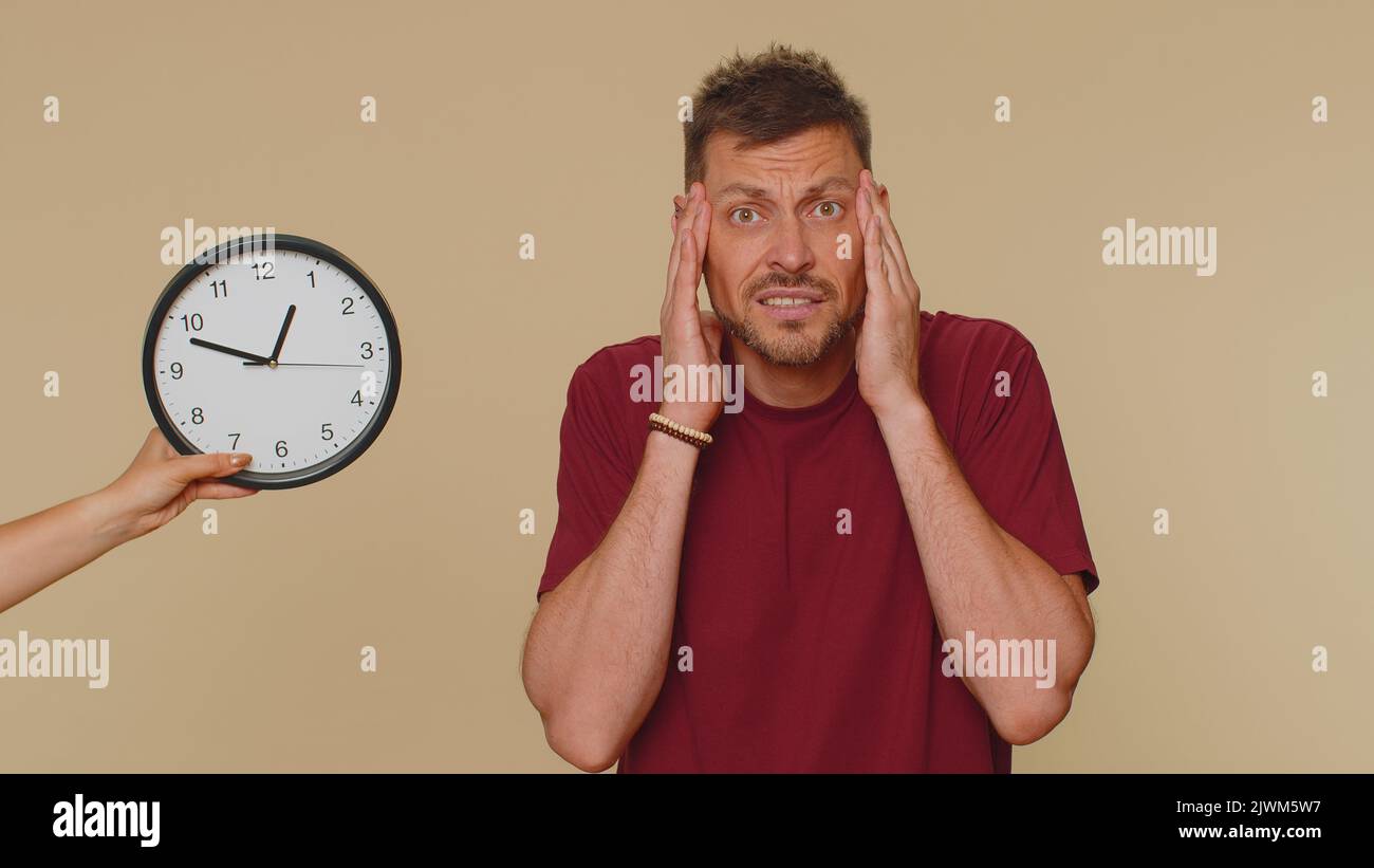 Man confused in hurry to work hi-res stock photography and images - Alamy
