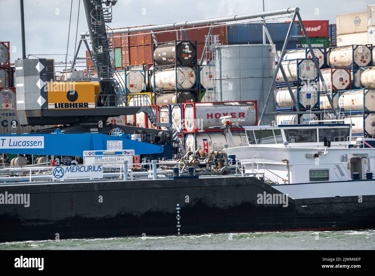 Europoort, Pernis, container storage in Rotterdam-Botlek, standard TEU ...
