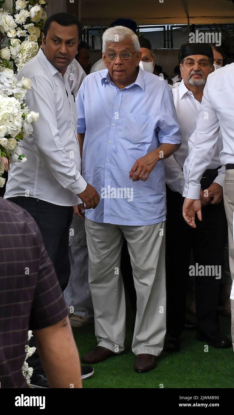 Deepak parekh hi-res stock photography and images - Alamy