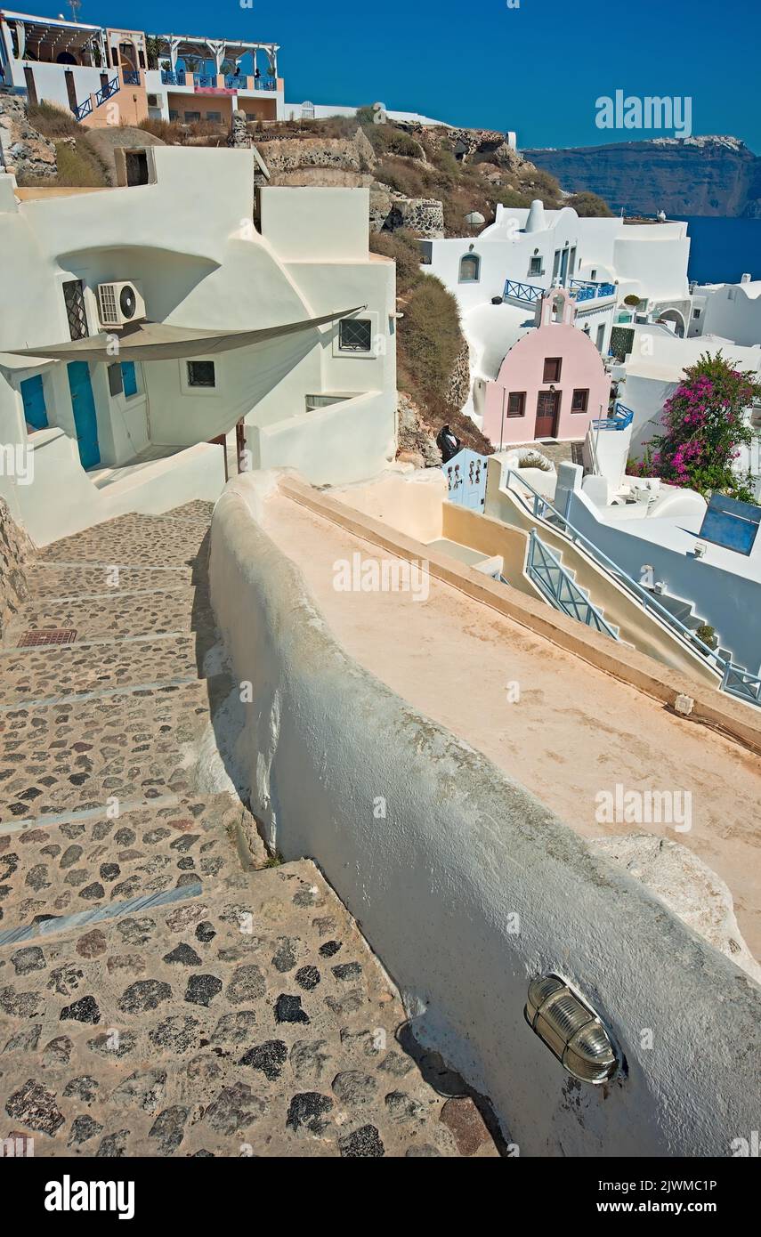 Oia village on slope hi-res stock photography and images - Alamy