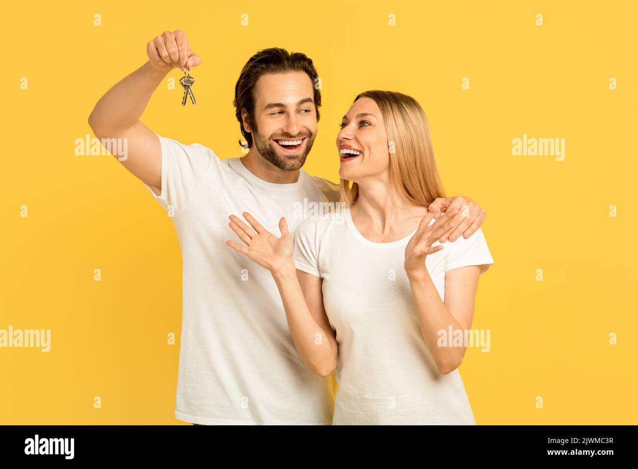 Show keys hi-res stock photography and images - Alamy