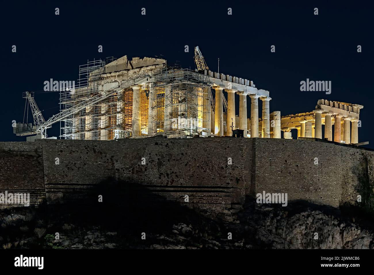 Acropolis of athens by night hi-res stock photography and images - Alamy