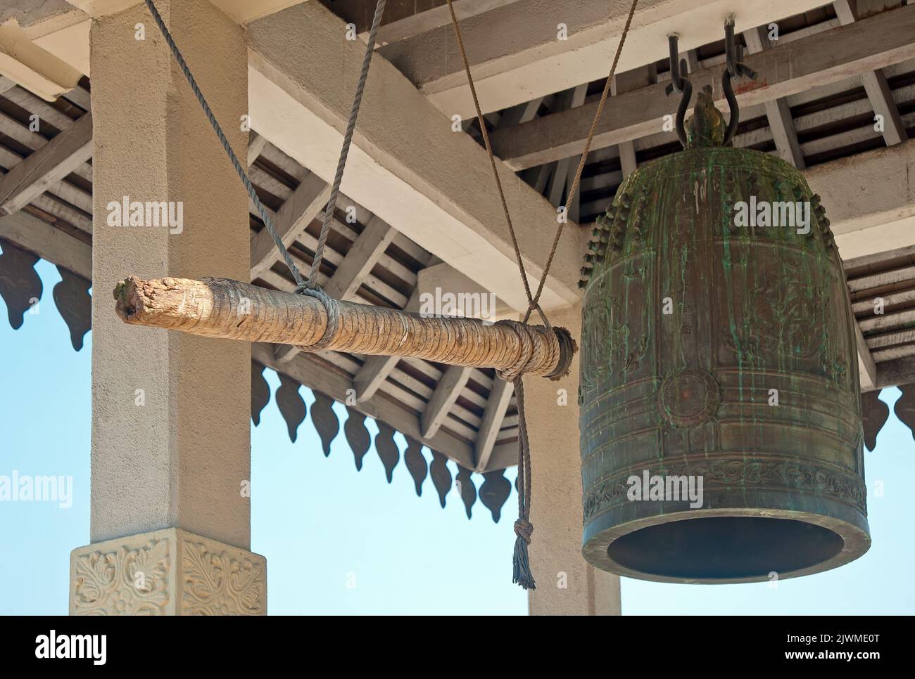 Ring bell at an ancient Buddhist temple in Sri Lanka Stock Photo - Alamy