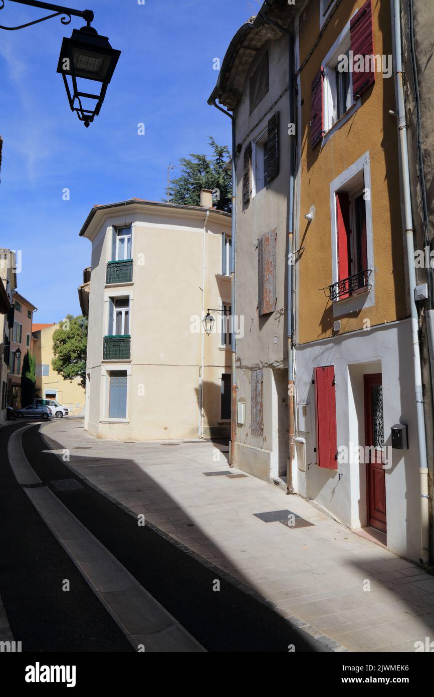 Orange town in Provence, France. Old town street view Stock Photo - Alamy