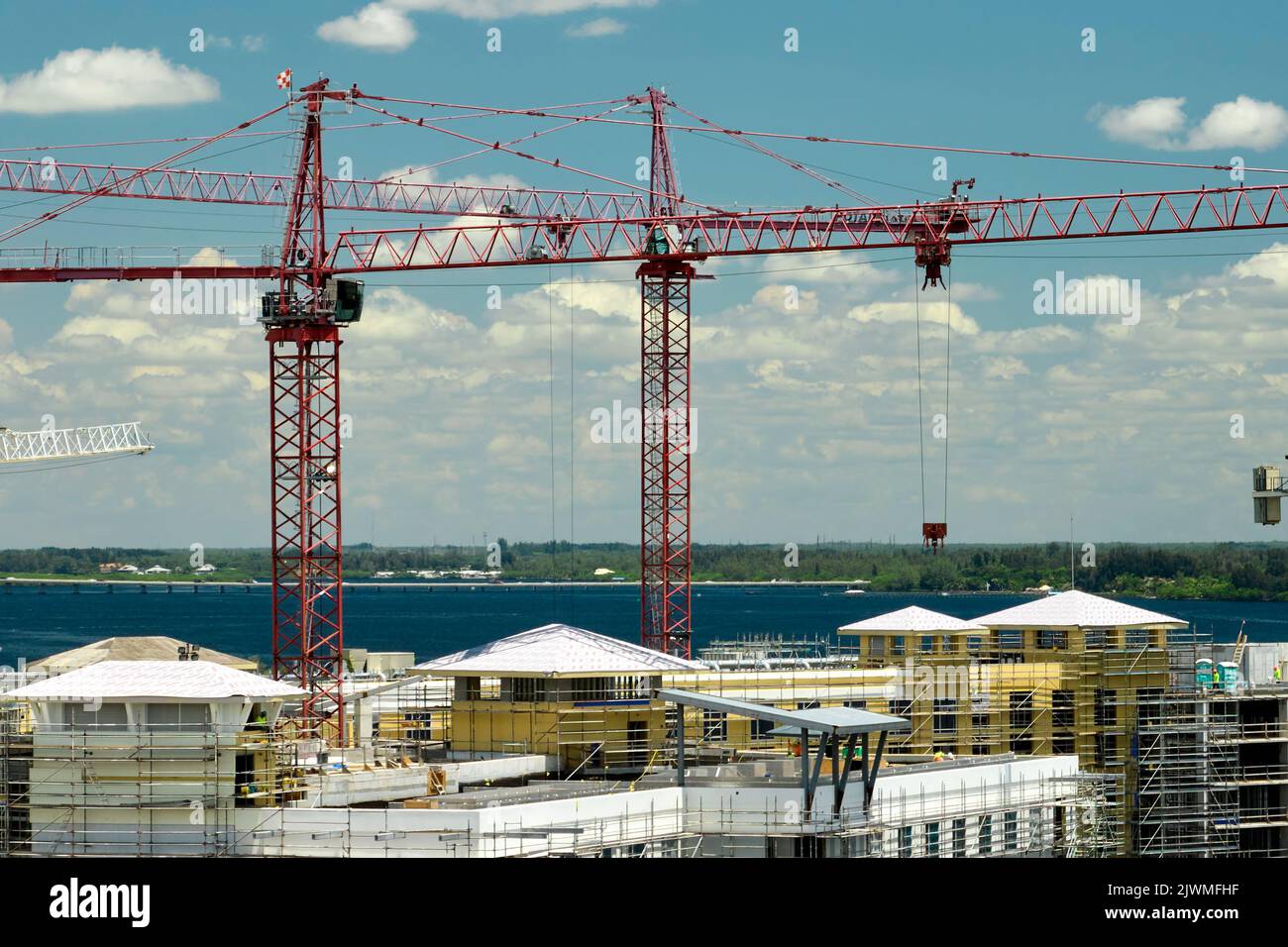 Tower cranes and frame structure of high residential apartment ...