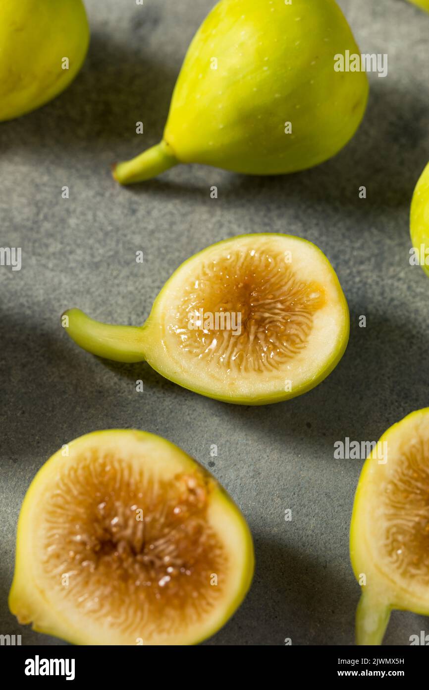 Raw Green Organic Figs Ready to Eat Stock Photo - Alamy
