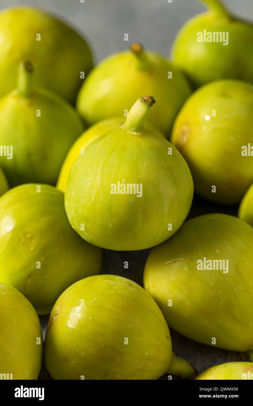 Raw Green Organic Figs Ready to Eat Stock Photo - Alamy