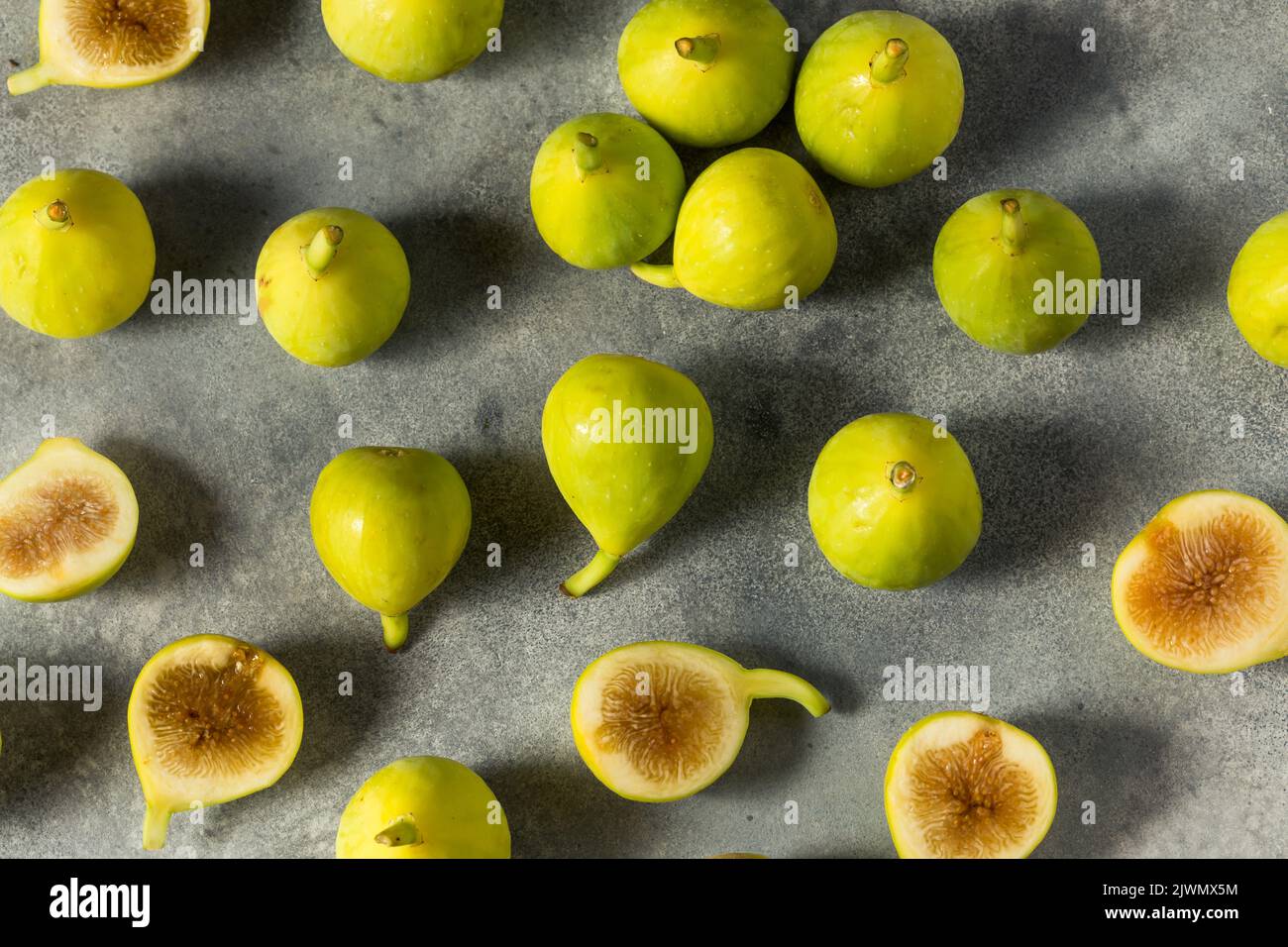 Raw Green Organic Figs Ready to Eat Stock Photo - Alamy