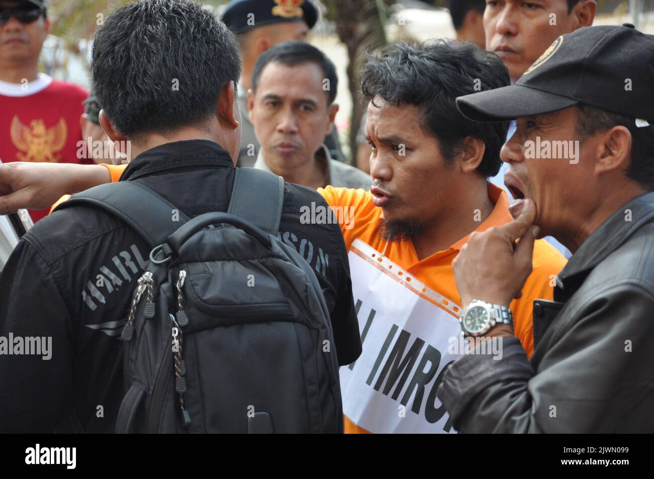 Convicted Bali bomber Ali Imron retraces his part in the 2002 attacks ...