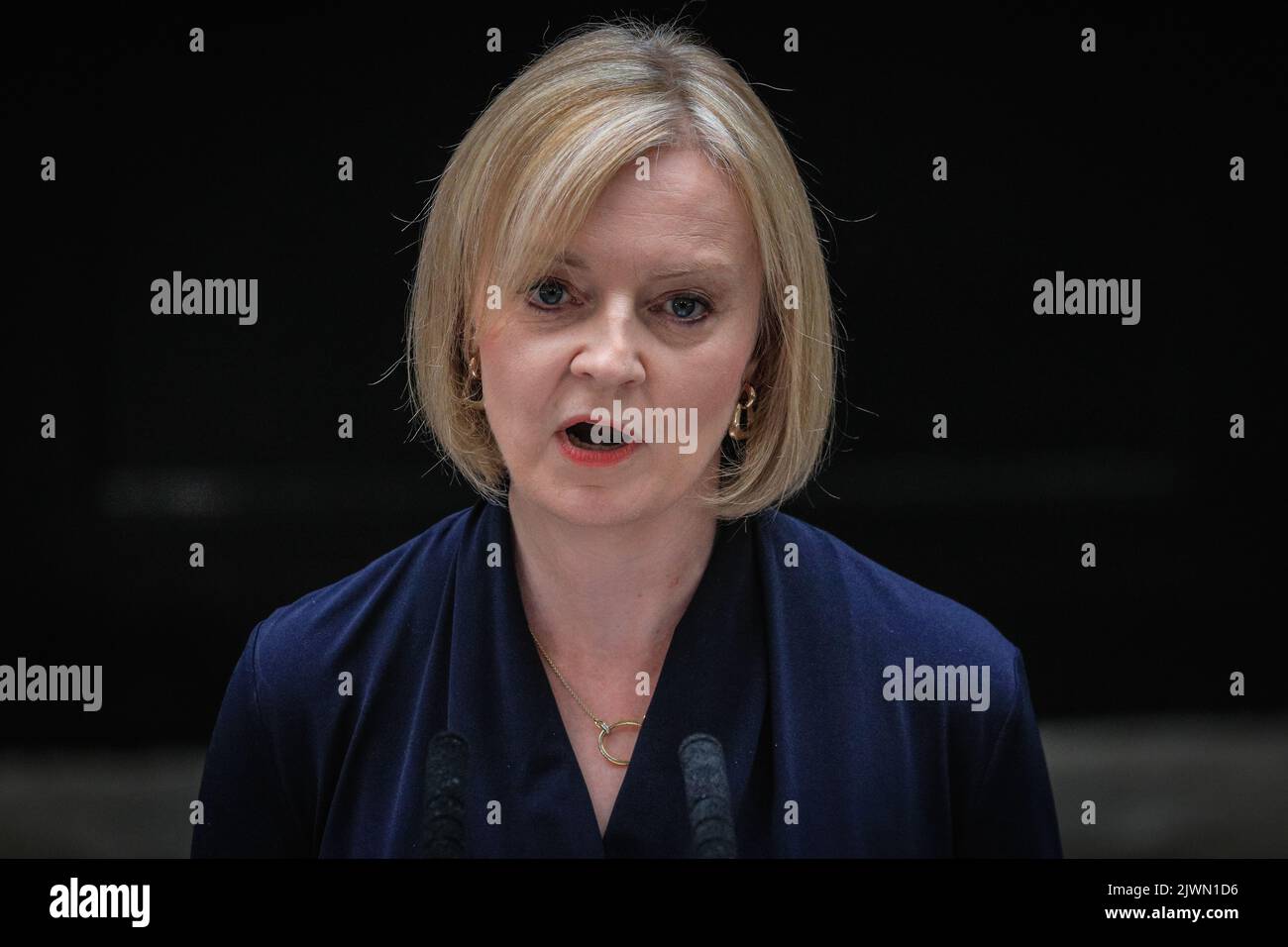 London, UK. 06th Sep, 2022. Liz Truss (Elizabeth Truss), gives her ...