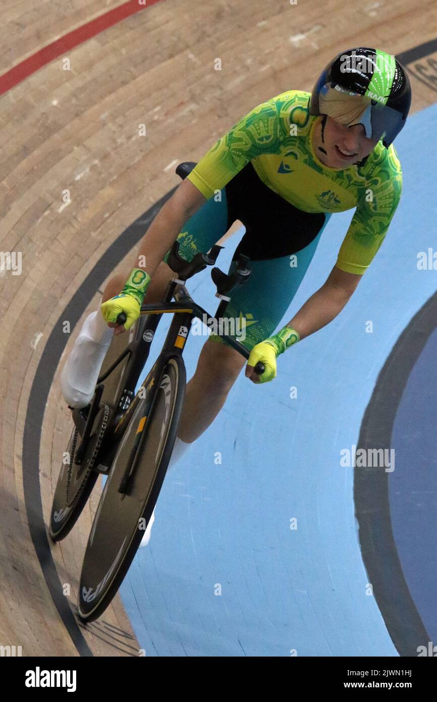 Sophie EDWARDS of Australia in the women's 3000m Individual Pursuit ...