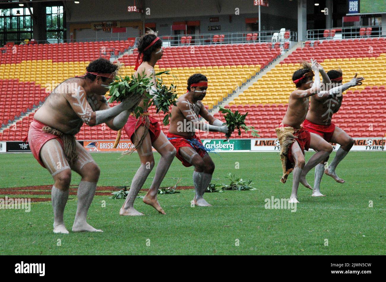 Indigenous dancers attend a tribute to former rugby league player ...