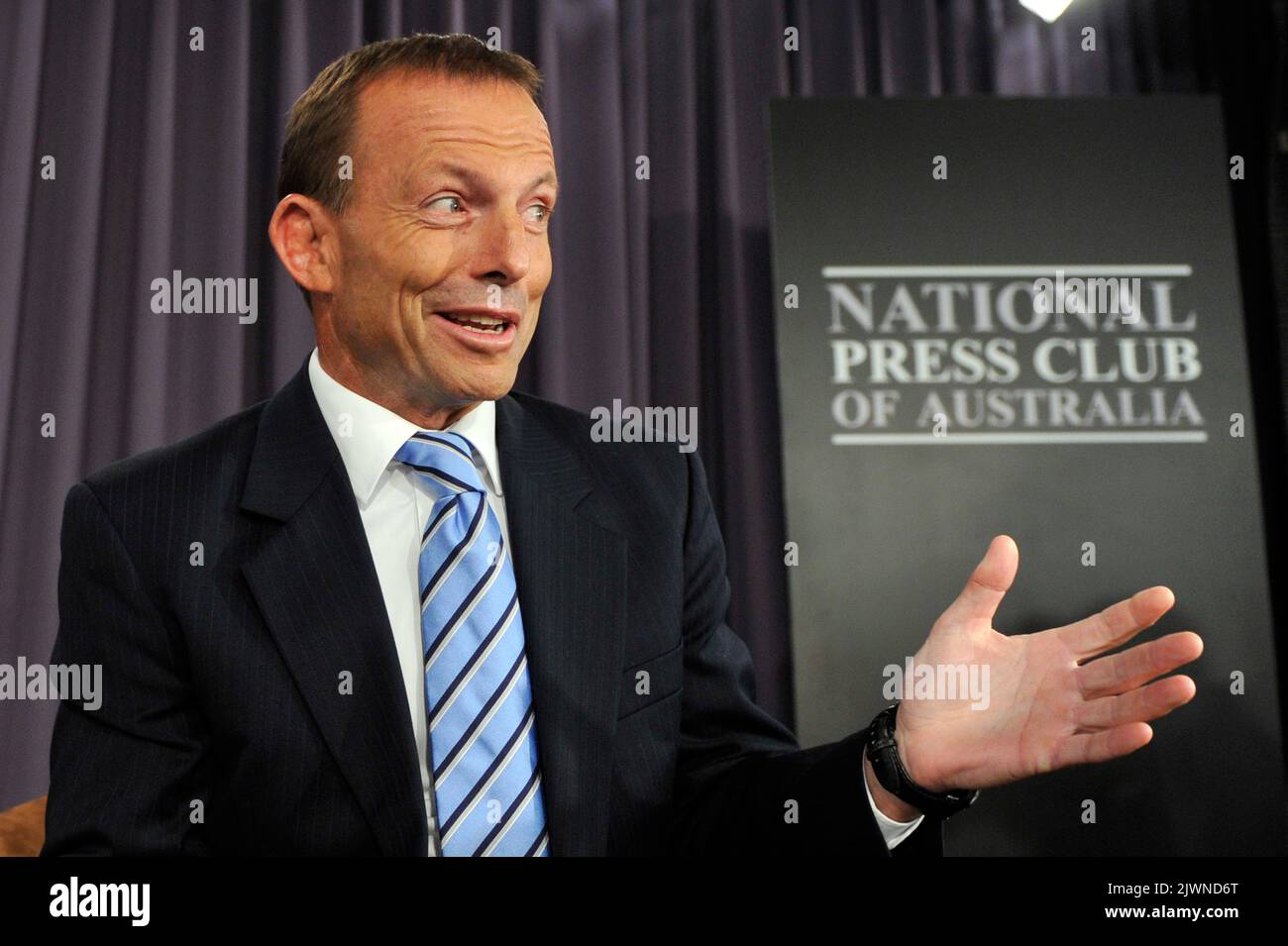 Oppositon leader Tony Abbott speaking at the National Press Club in ...
