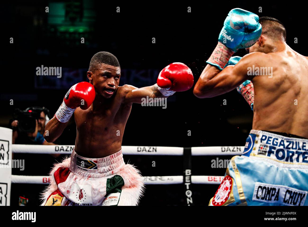 HERMOSILLO, MEXICO - SEPTEMBER 03: Sivenathi 'Special One' Nontshinga ...
