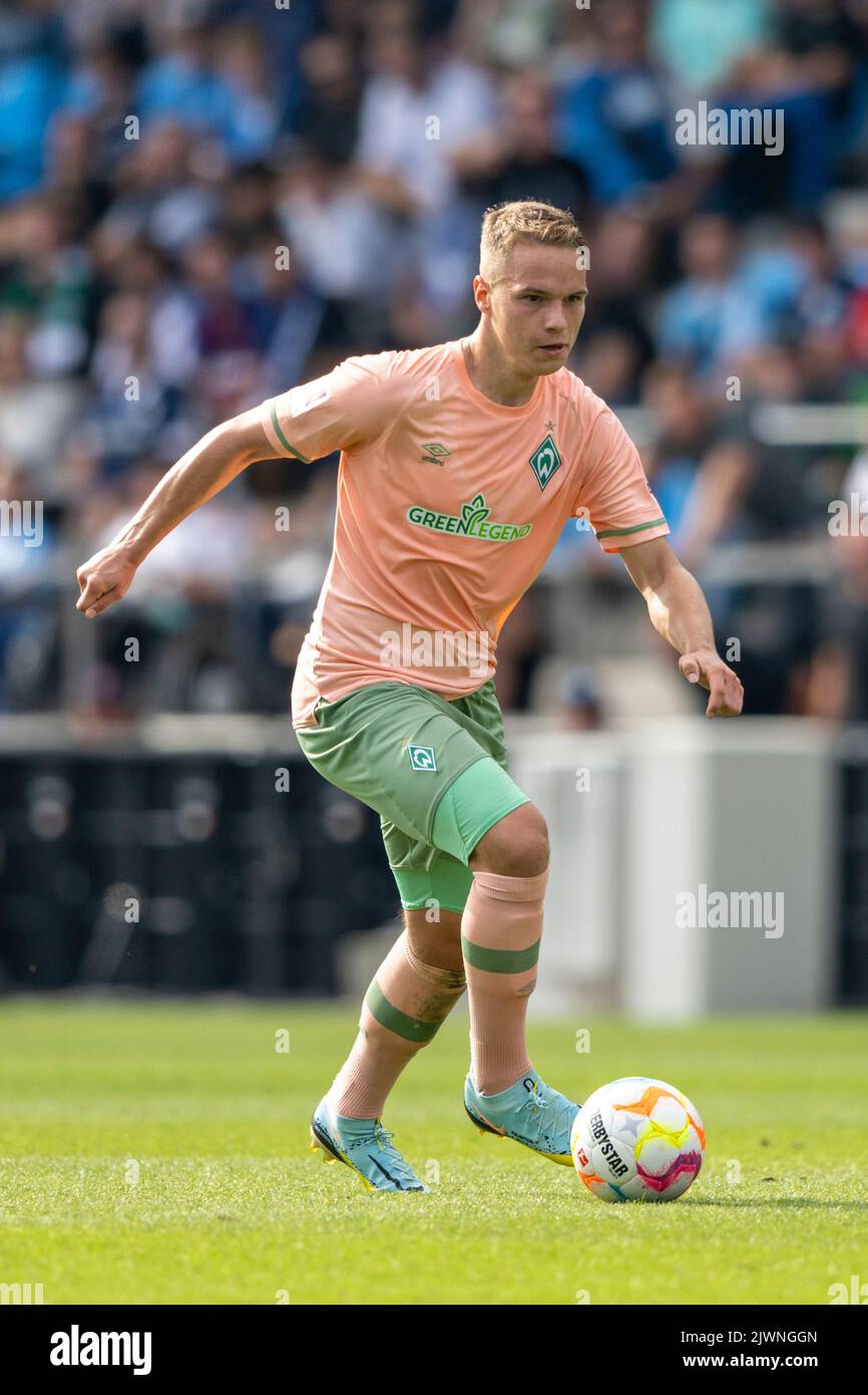 Niklas schmidt sv werder bremen hi-res stock photography and images - Alamy