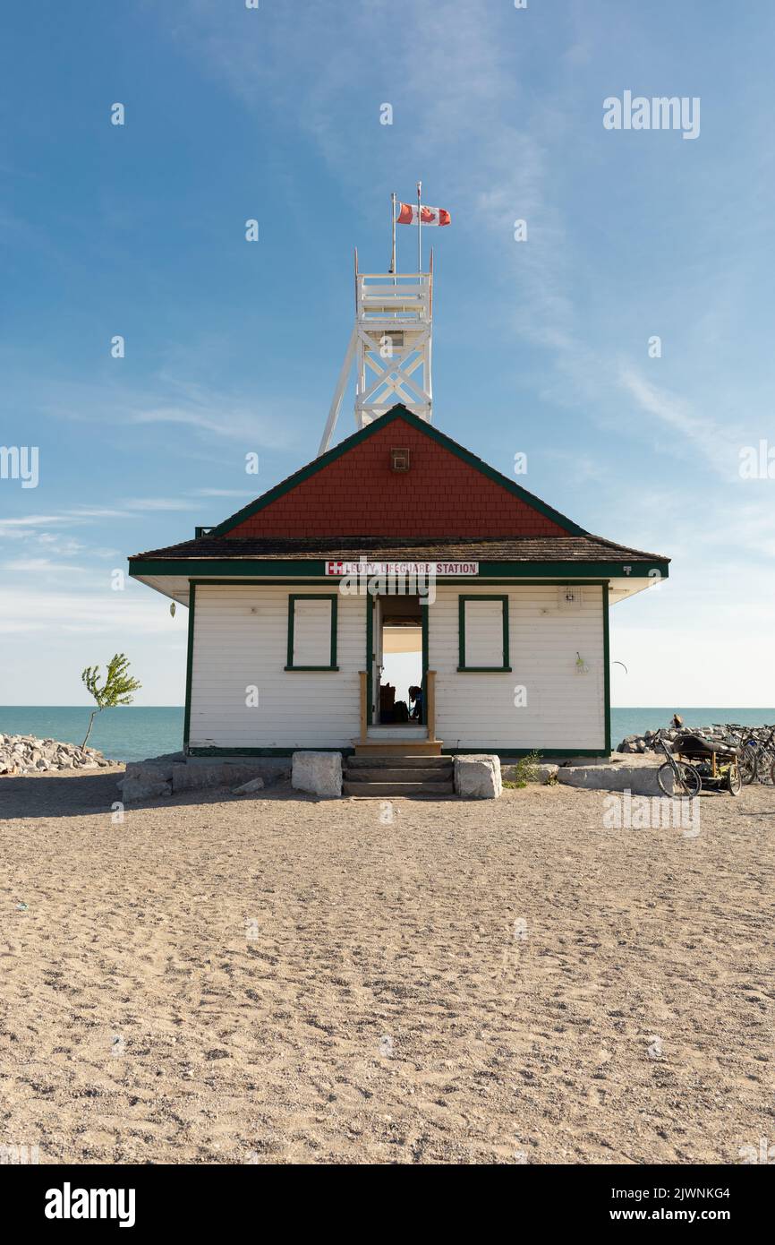 Leuty Lifeguard Station, The Beaches, Toronto, Ontario, Canada Stock ...