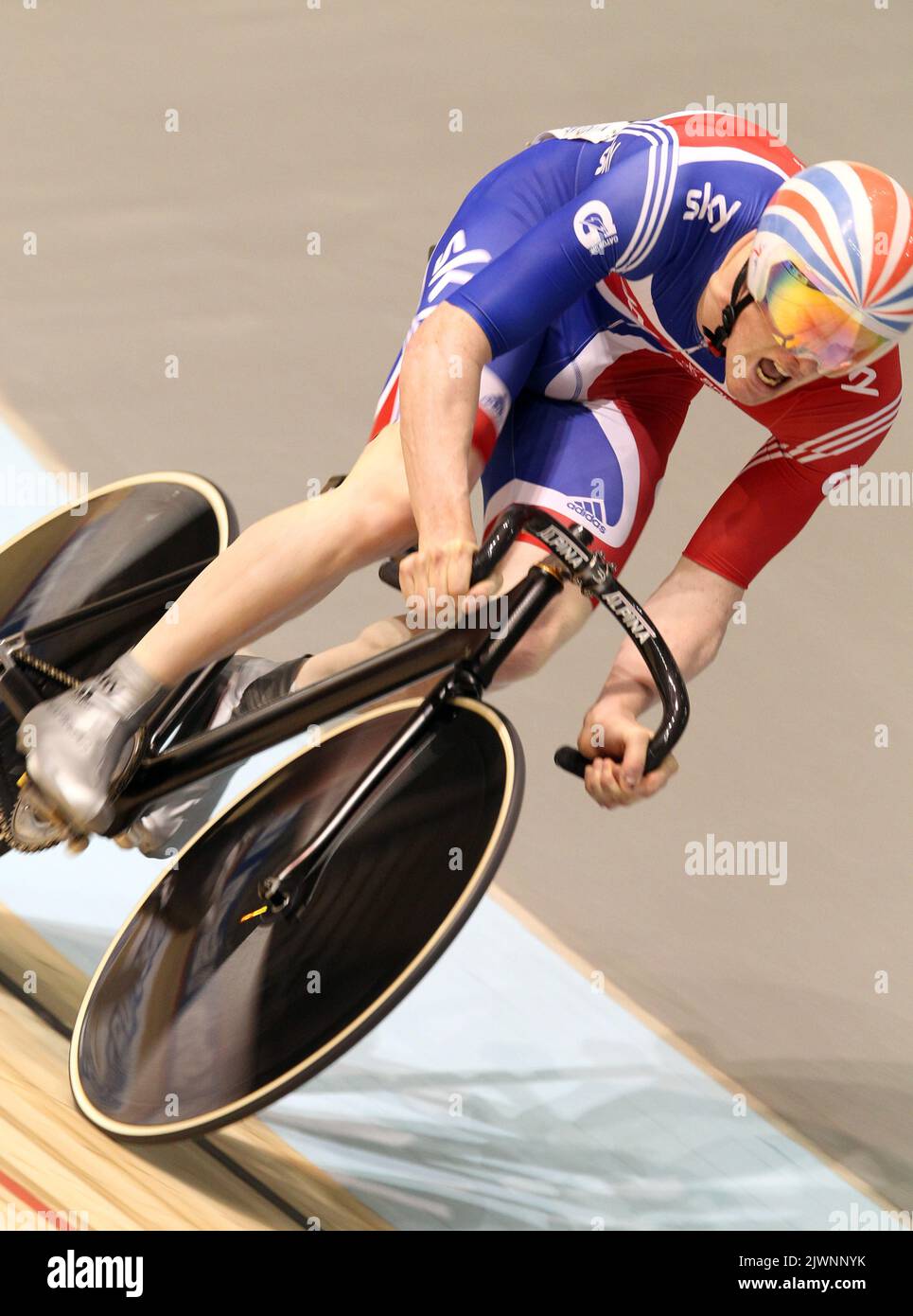 Edward Clancy of Great Britain in the Men's Omnium Flying Lap at the ...