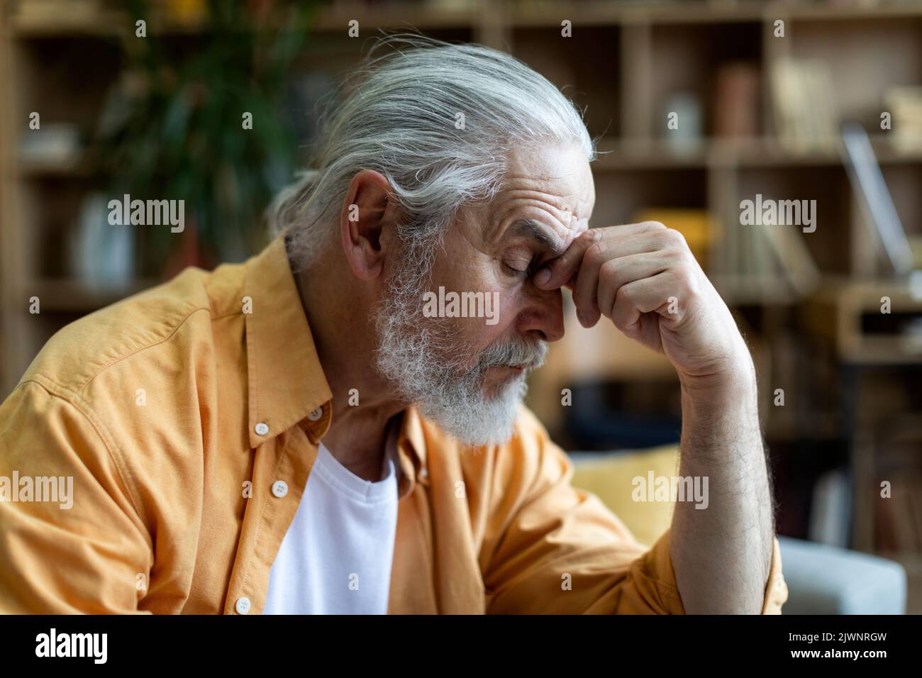 Man touching sick side hi-res stock photography and images - Alamy
