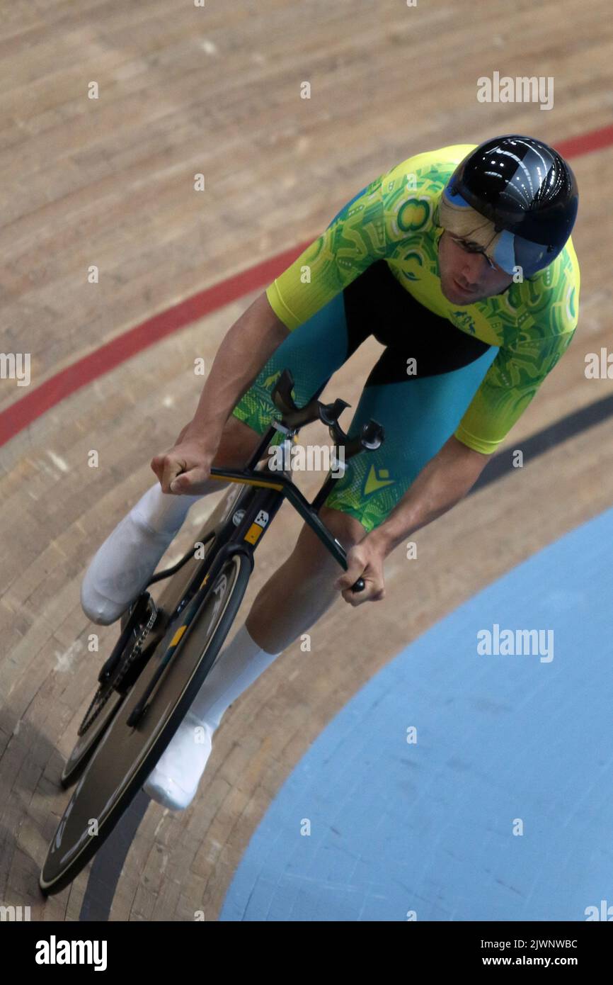 Conor LEAHY of Australia in the Men's 4000m Individual Pursuit cycling ...