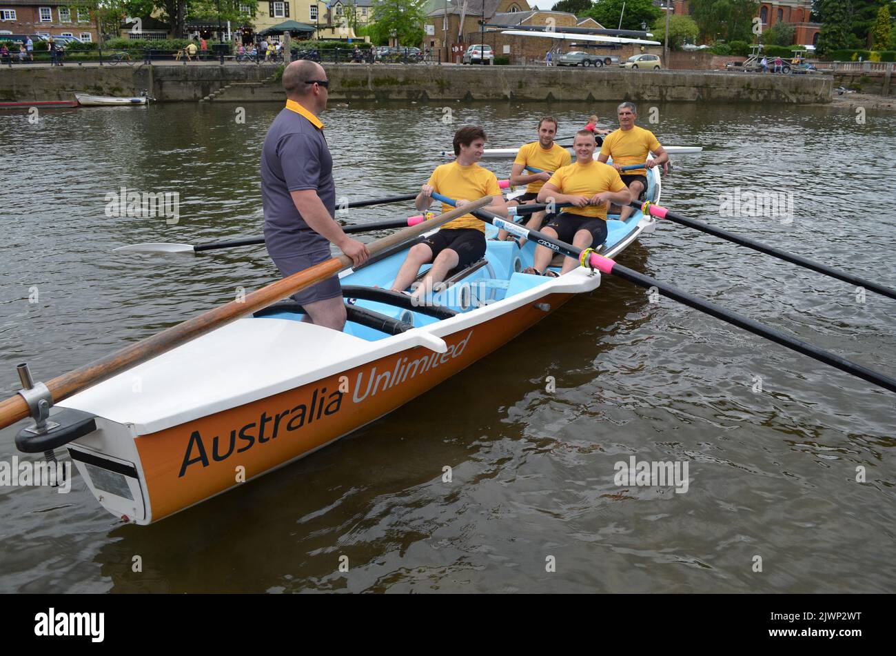 Rowing for Australia in the Queen's Diamond Jubilee Pageant are Sydney ...