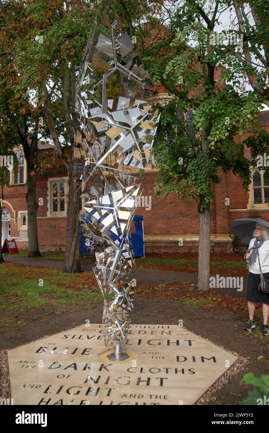 London, UK. 6th Sep, 2022. Rowan WIlliams Unveils Statue Honouring W B ...
