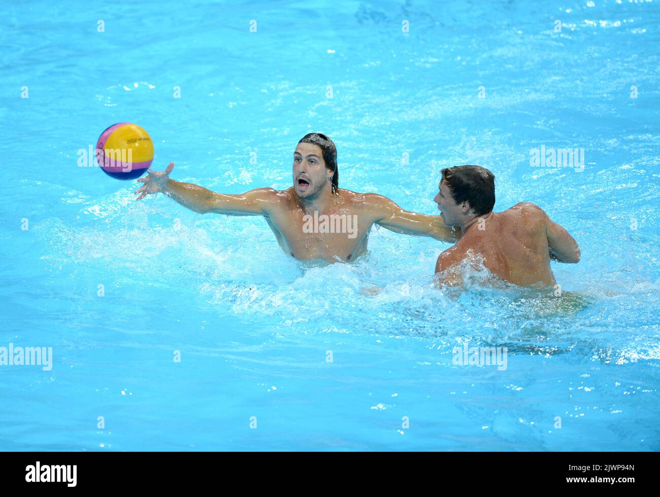 The Australian men's water polo team in the pool during a training ...