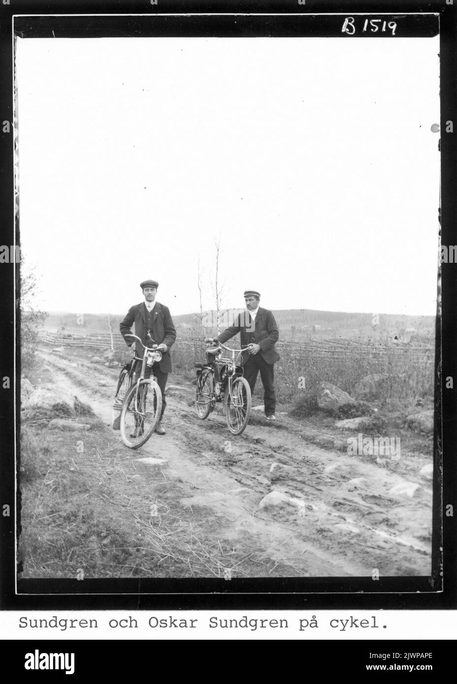 Sundgren and Oskar Sundgren by bicycle (brothers). Sundgren och Oskar ...