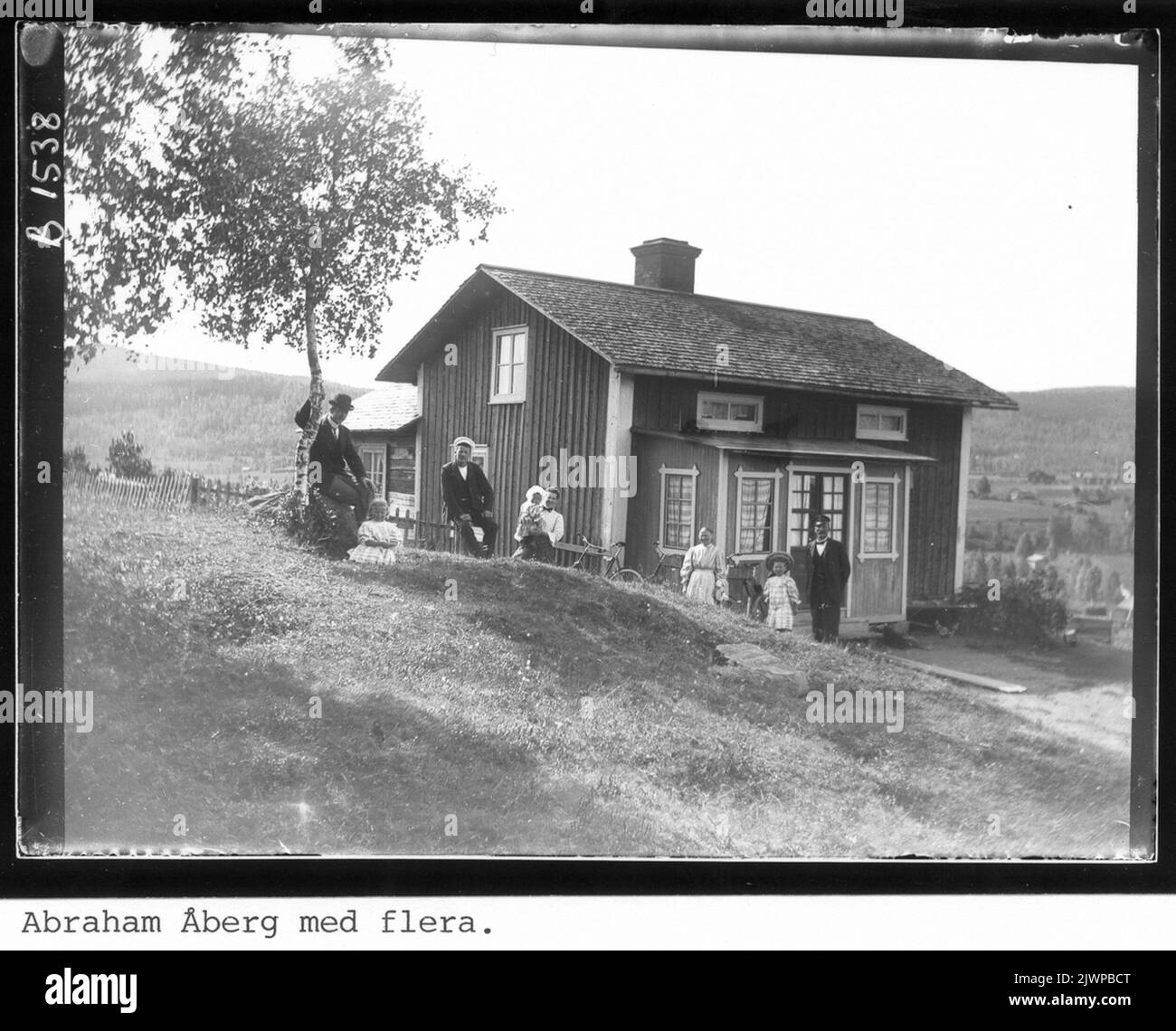 Abraham Åberg with family. Abraham Åberg med familj Stock Photo - Alamy