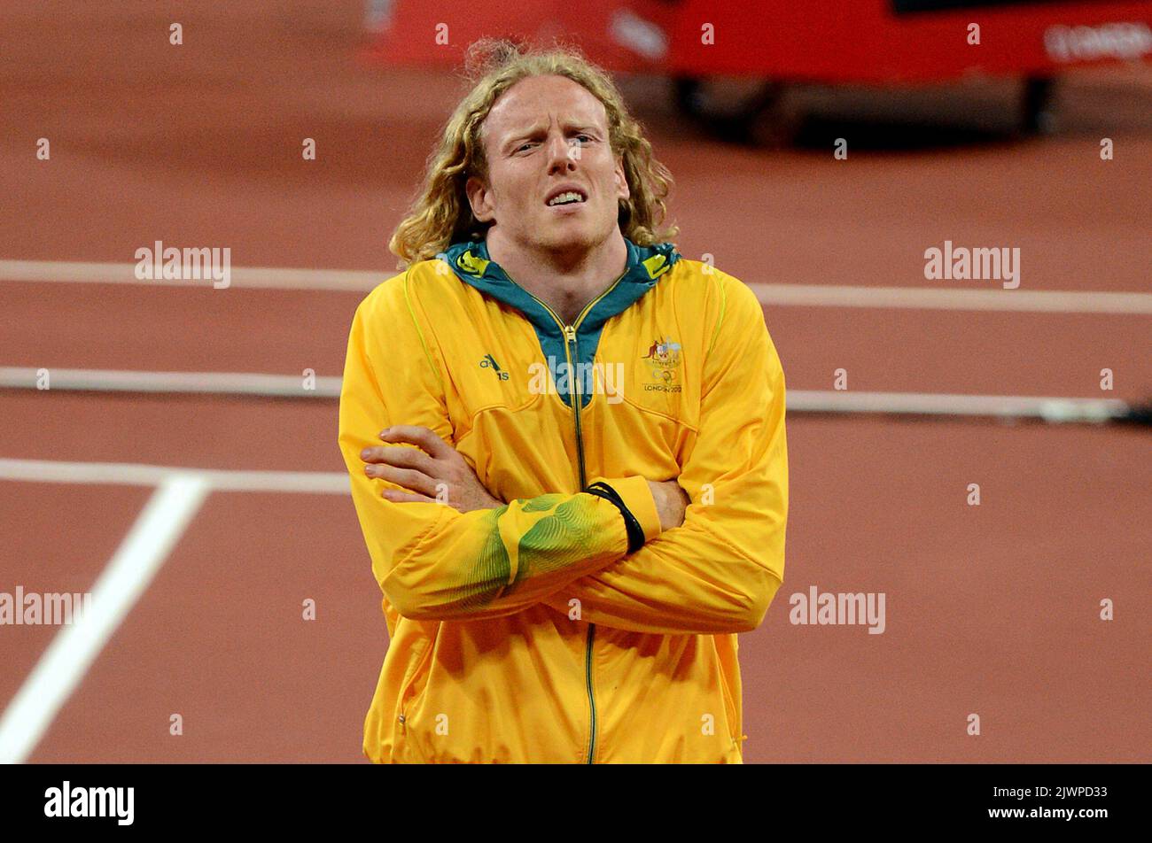 Australian Pole Vaulter Steve Hooker reacts during the Men's Pole Vault ...